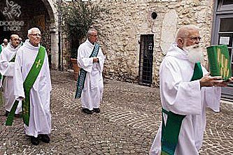 Diacre permanent, signe du service - Diaconat aujourd'hui