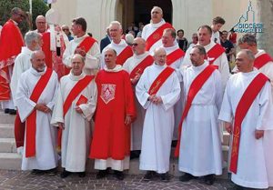 Site pour tout savoir sur le diacre - Diaconat permanent en France